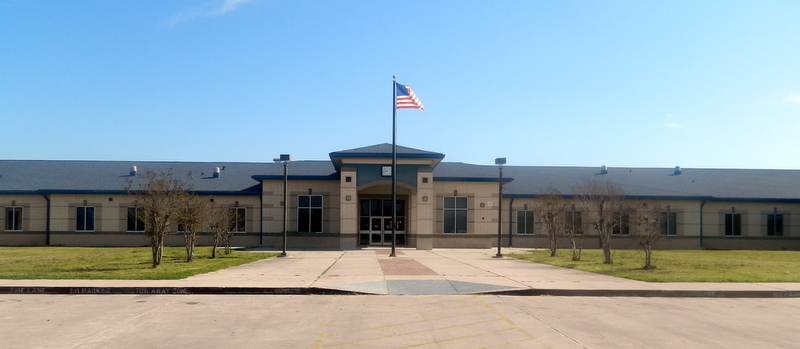Royal Elementary School | Investing in our tomorrow.